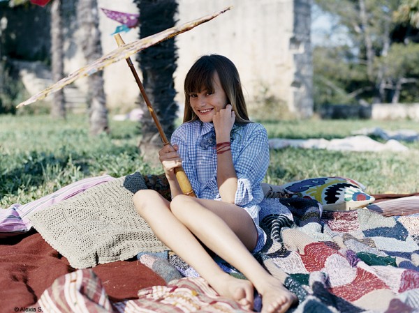 une Violette à l'ombre - En vacances avec Ines de la Fressange. 1, 2, 3 ... une Violette à l'ombre - En vacances avec Ines de la Fressange. 1, 2, 3 ...