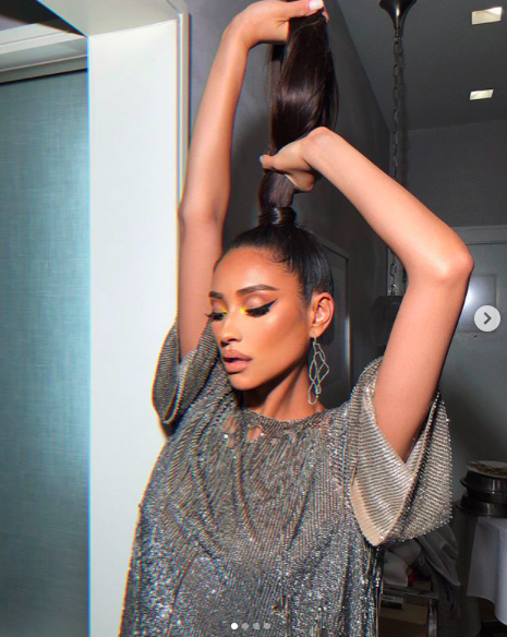 La queue-de-cheval XXL de Shay Mitchell - Les plus belles coiffures de ...