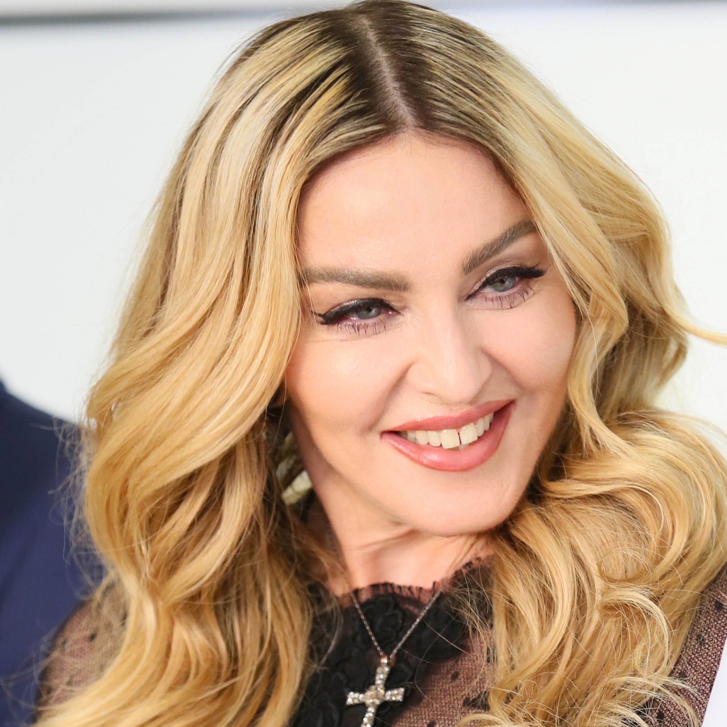 Madonna : retour sur ses coiffures les plus mythiques - Elle Madonna : retour sur ses coiffures les plus mythiques - Elle