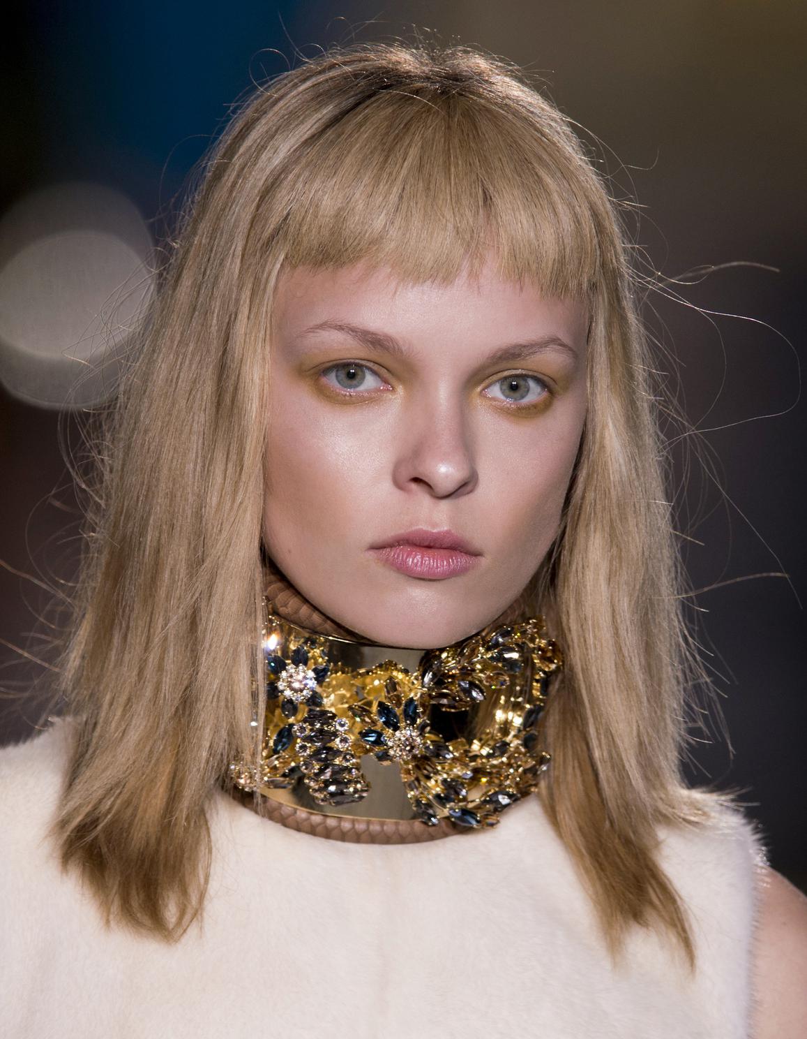 Frange courte cheveux blonds - 20 façons de porter la frange courte - Elle