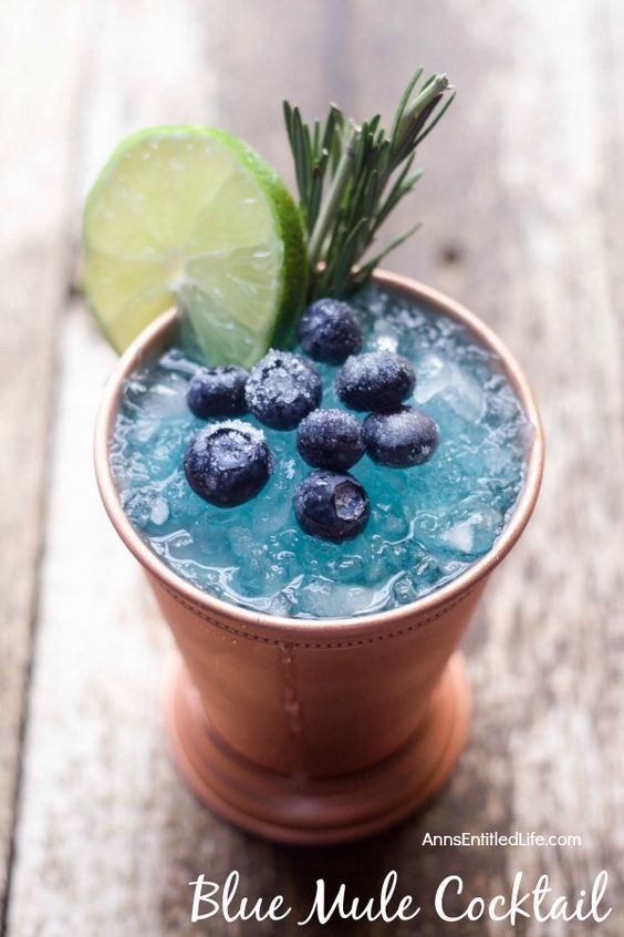 Cocktail bleu vodka - Des cocktails bleus pour encourager l'équipe de ...