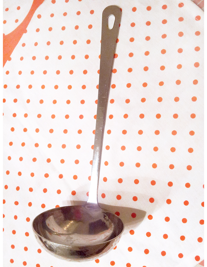 Une louche - Ustensiles de cuisine : avez-vous les essentiels ? - Elle ...