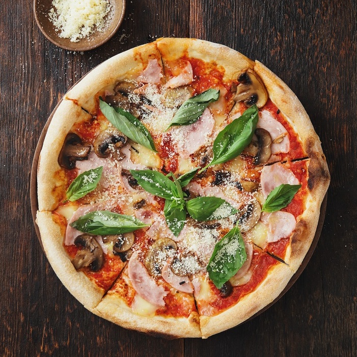 Les astuces pour faire une pizza reine ou pizza regina - Elle à Table