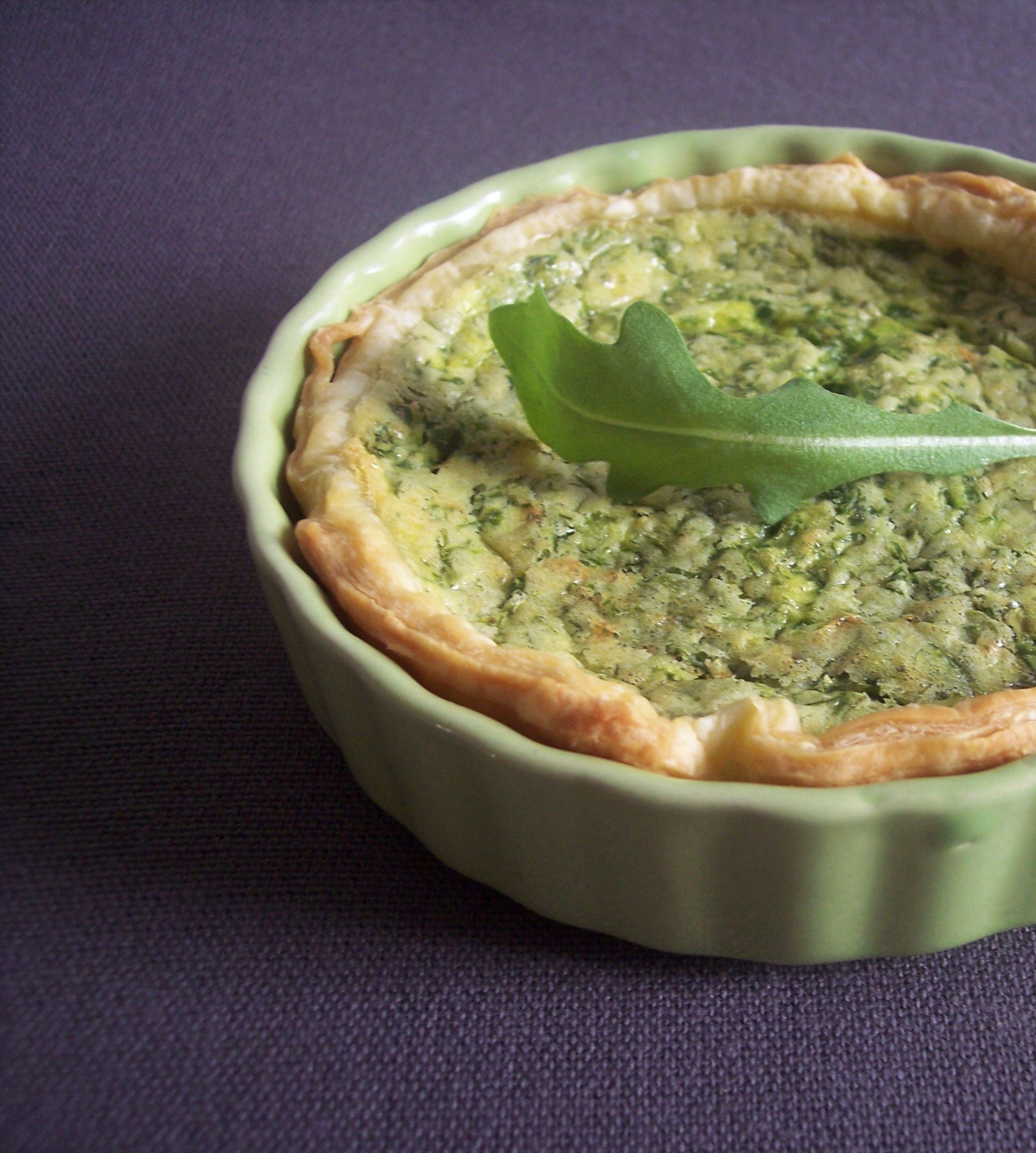 Tartelette à la roquette et au parmesan pour 4 personnes - Recettes ...