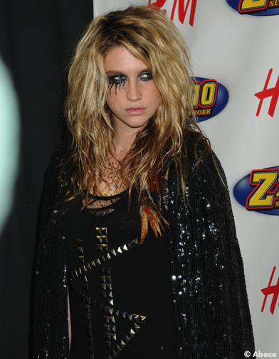 Kesha - Les chanteuses à suivre en 2010 - Elle