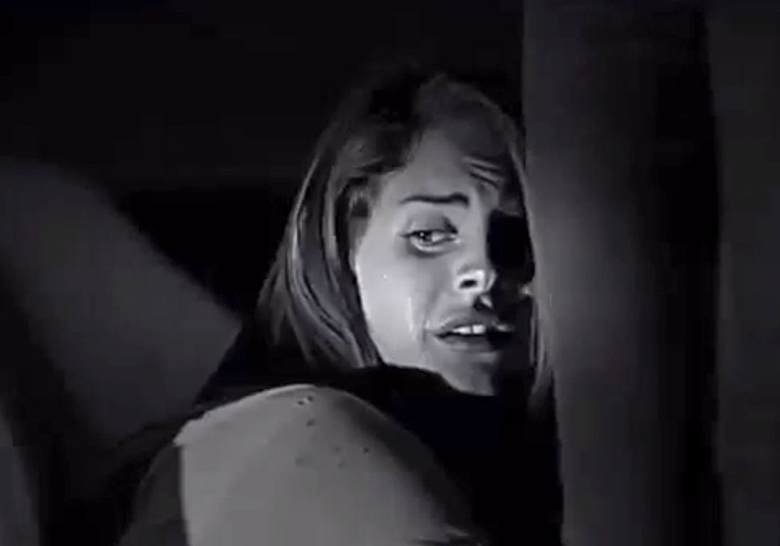 Lana Del Rey violée dans un clip controversé d’Eli Roth - Elle