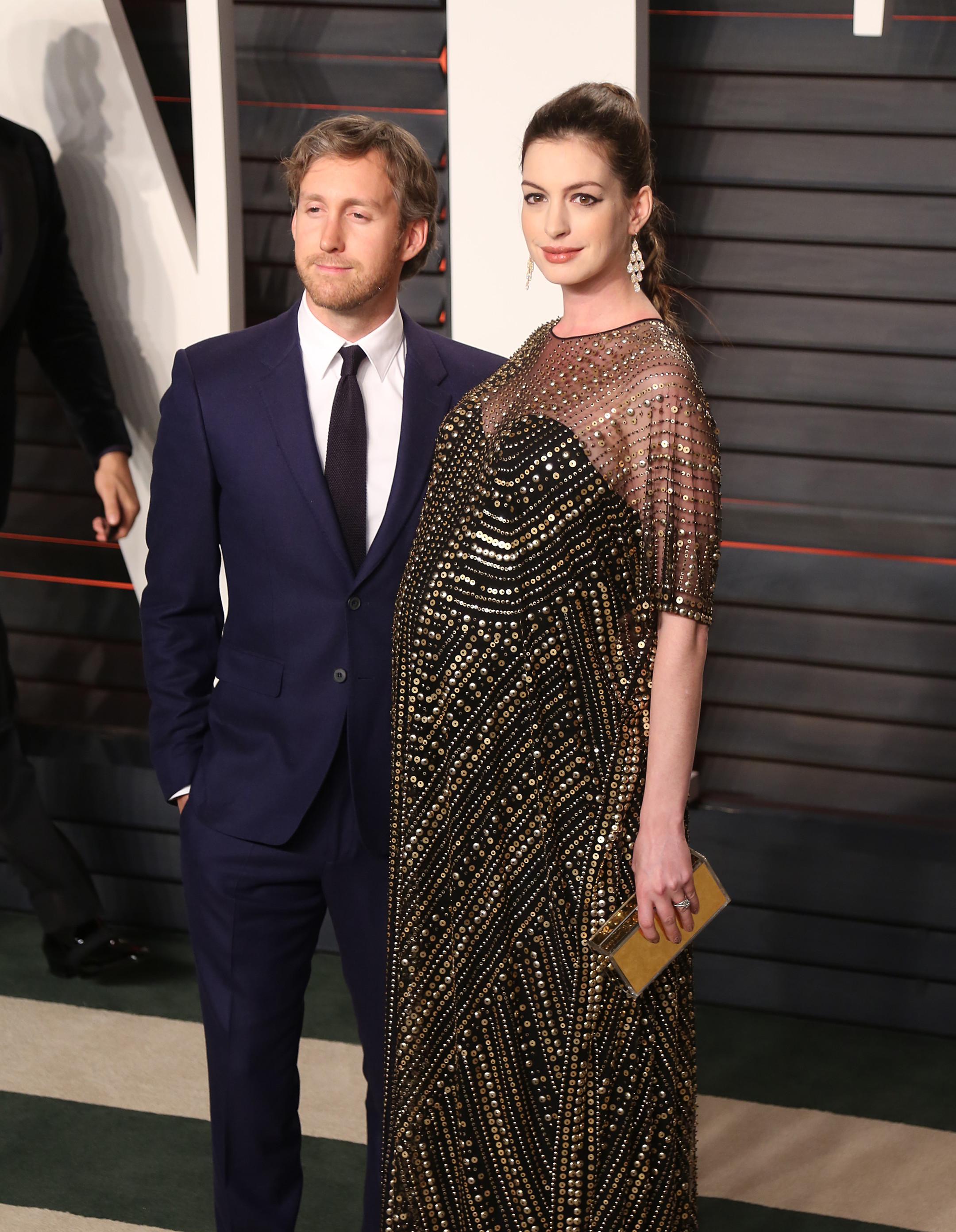 Anne Hathaway a accouché : découvrez le prénom de son fils - Elle