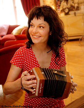 Une journée avec Isabelle Mergault - Elle